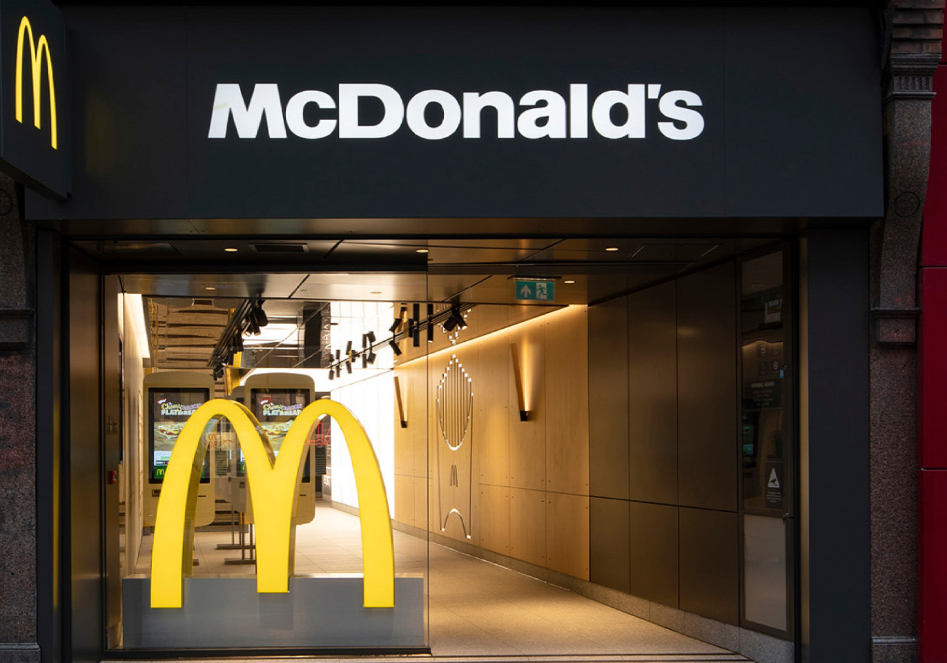 McDonald's - Oxford Street | LIGHTBOX DIRECT